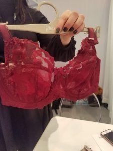 The Lost Curve Roundups: Panache, Cleo & Sport A/W 2020 – hourglassy.com